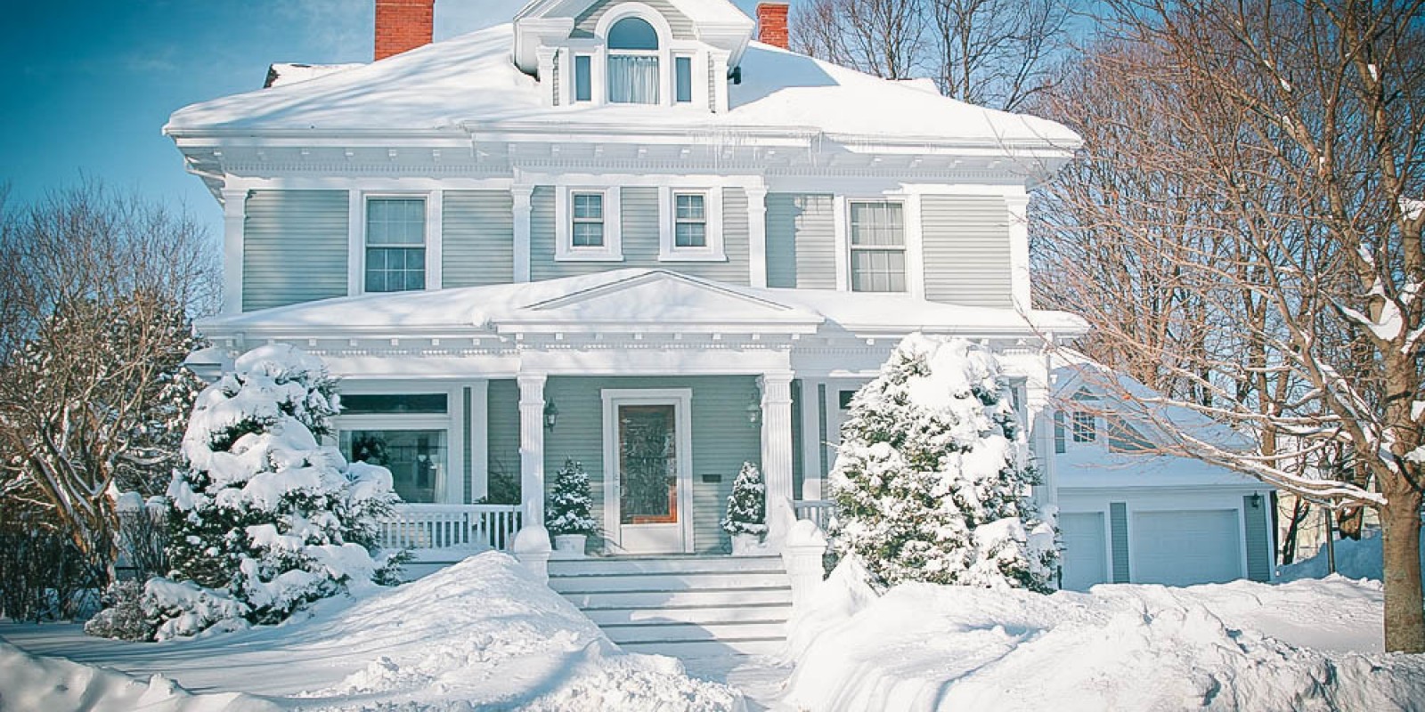 10 Tips for Selling a House in Winter | Realty ONE Group